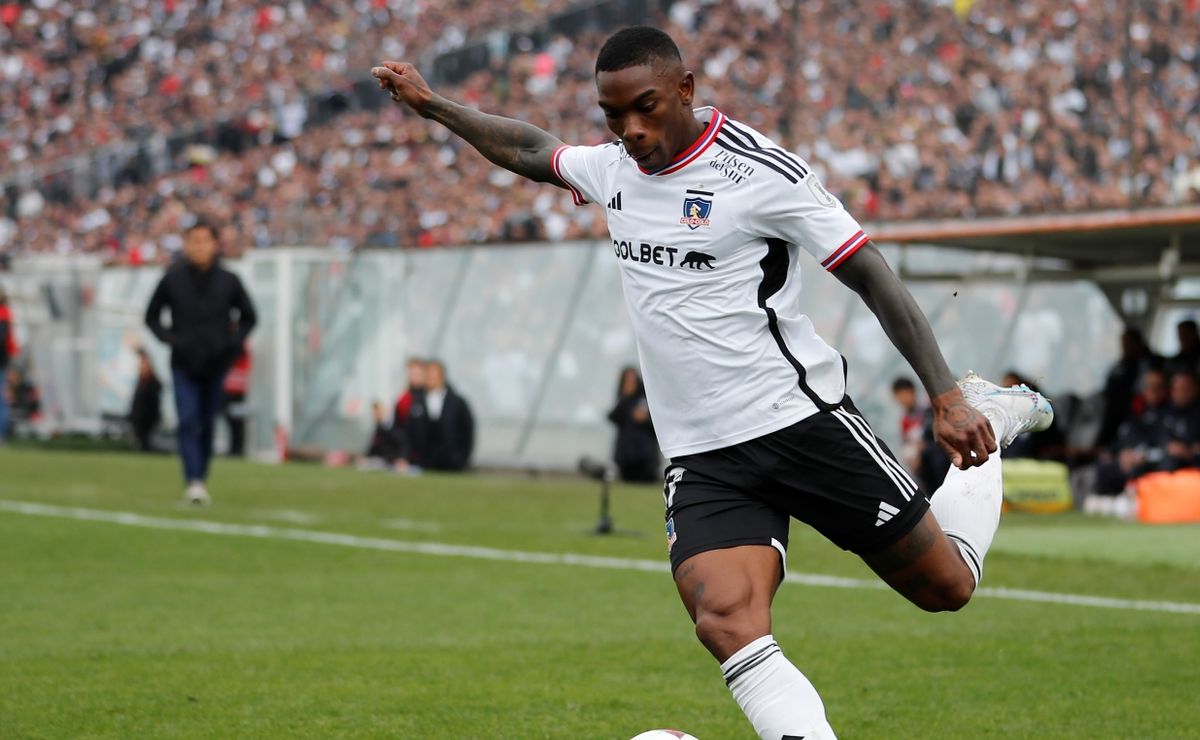 Fabián Castillo envía provocador mensaje tras el triunfo de Colo Colo