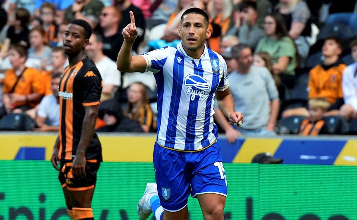 Delgado anota su primer gol con el Sheffield Wednesday