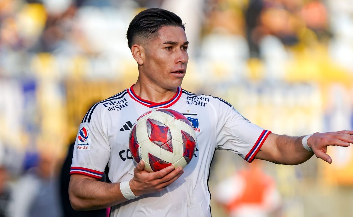 Óscar Opazo y su llamativo gesto en el Superclásico