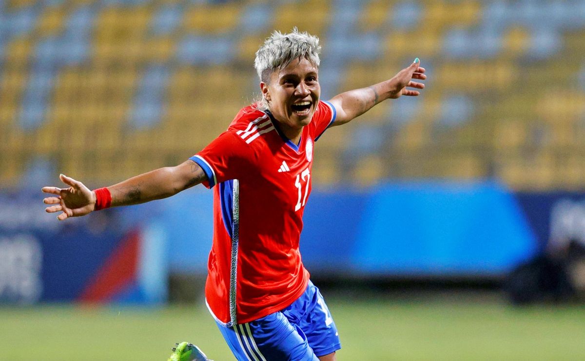 Fernanda Pinilla se acerca a Colo Colo Femenino como refuerzo DaleAlbo