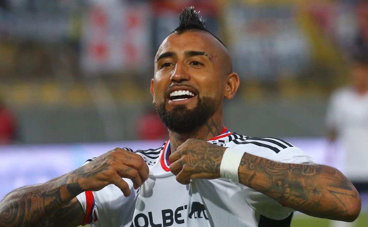 La emoción de Vidal en su redebut con Colo Colo