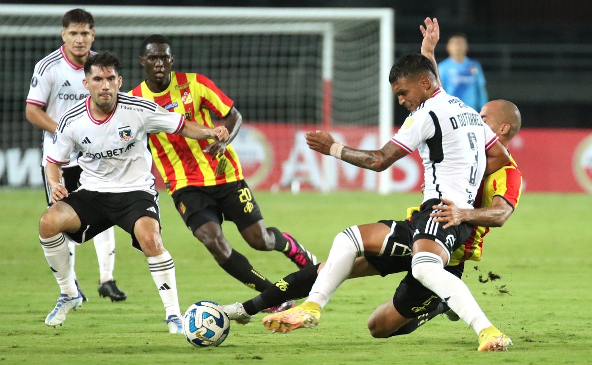 Colo Colo buscará romper la historia en Colombia