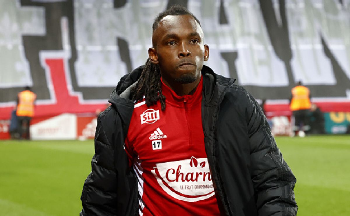 Alberth Elis nuevamente podría cambiar de equipo - Futbol Centro America