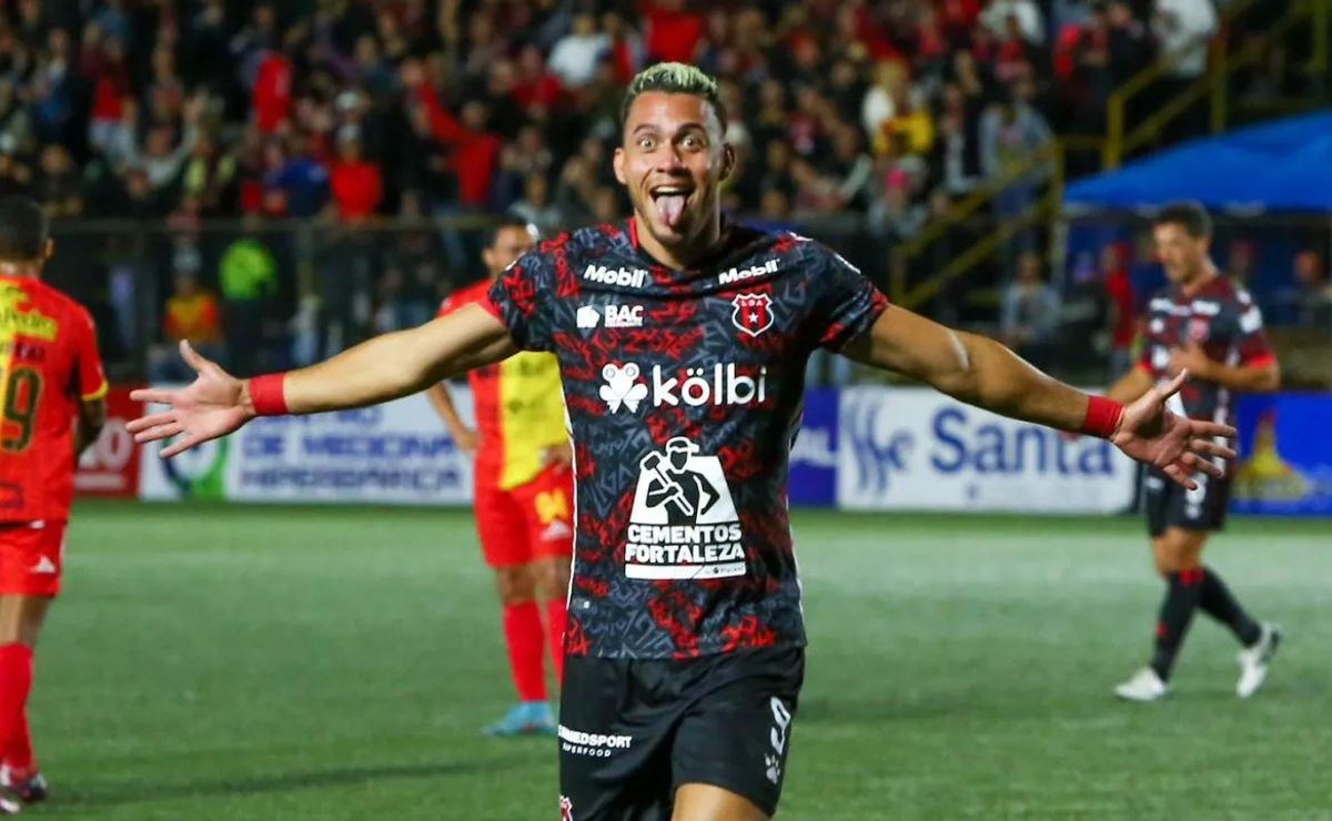 Ángel Tejeda explica por qué no se quedó en Alajuelense - Futbol Centro ...