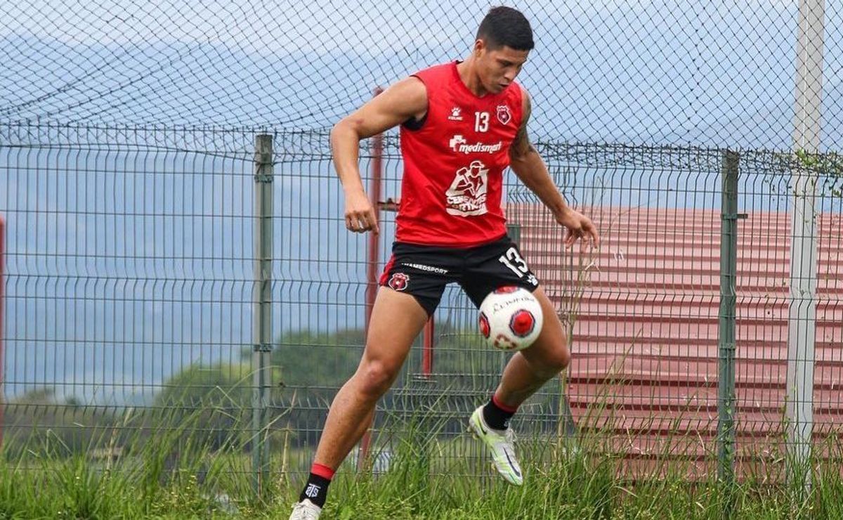 Jugador de la Liga Deportiva Alajuelense se sumó a la convocatoria de ...