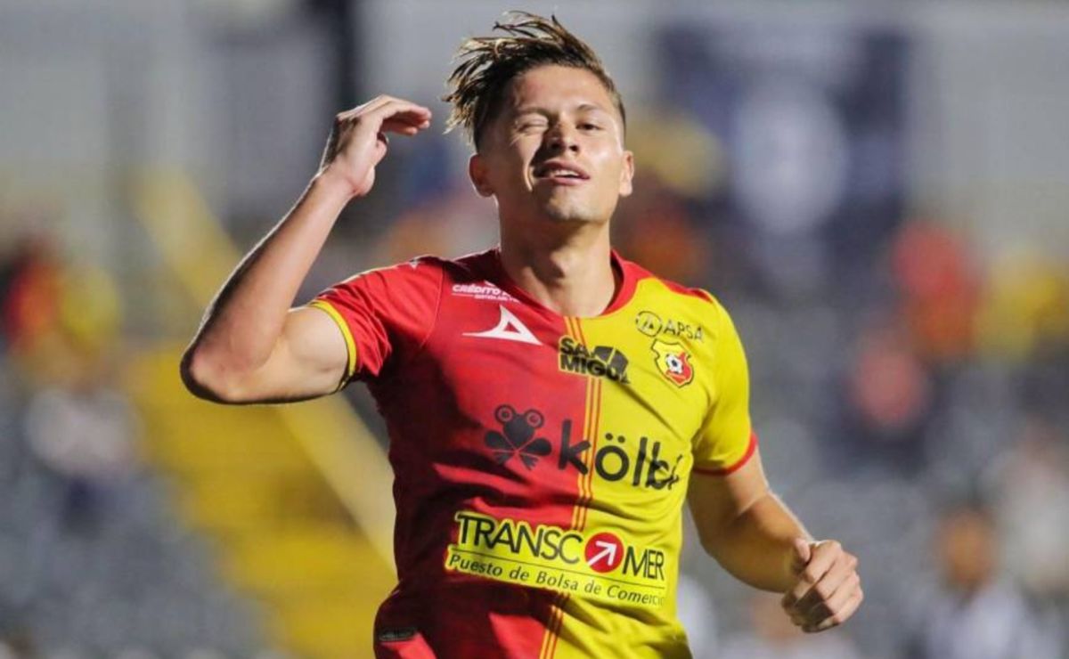 Se confirma que Jesús Godínez no continuará en Herediano y jugará en el ...