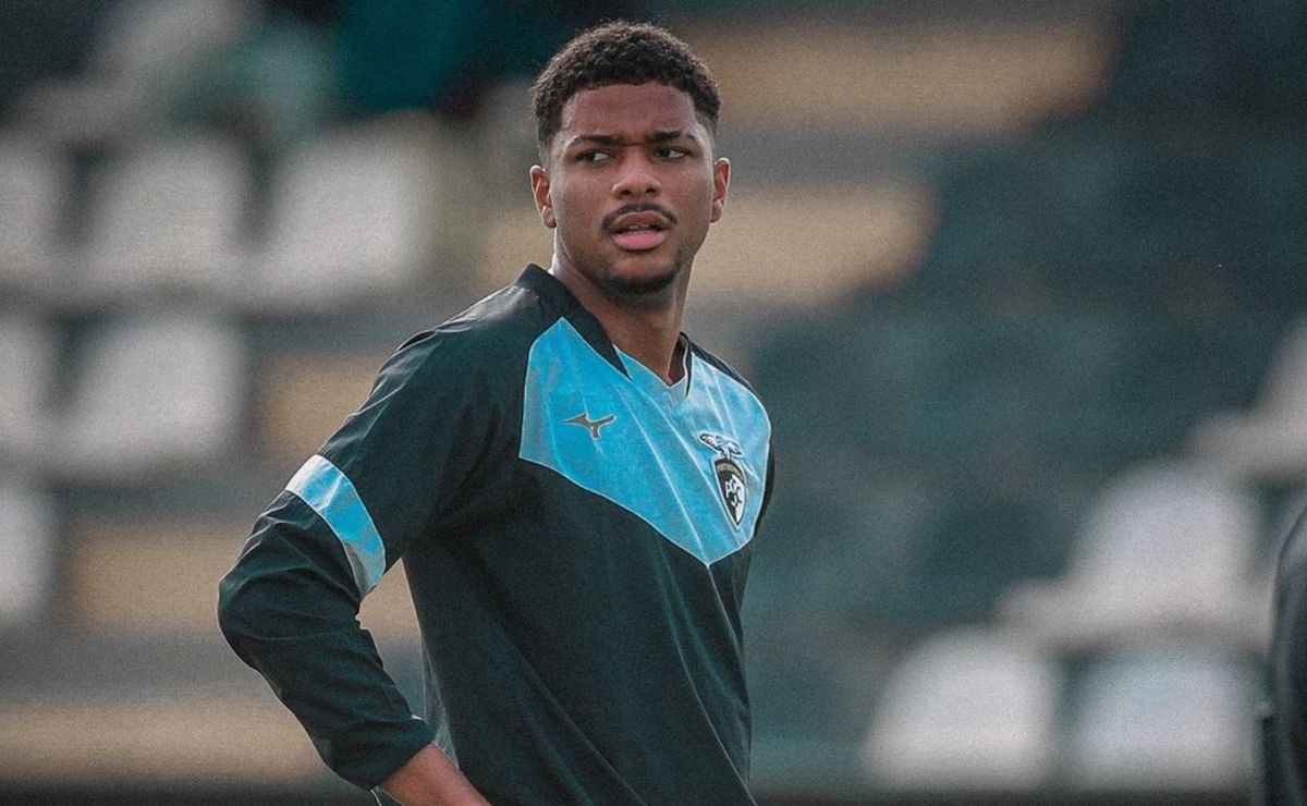 Reymundo Williams: delantero panameño de 20 años que milita en Portugal ...
