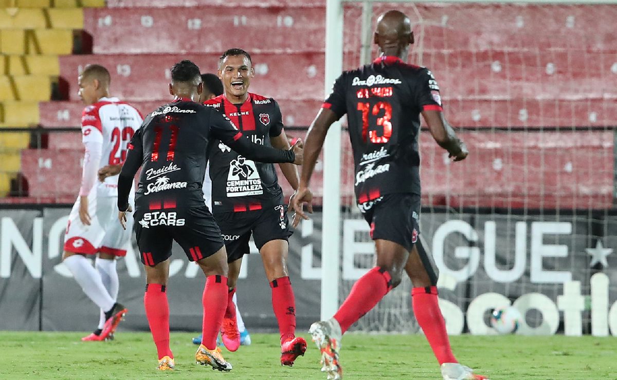 Campeón con Alajuelense ya se entrena con nuevo equipo en Costa Rica - Futbol Centro America