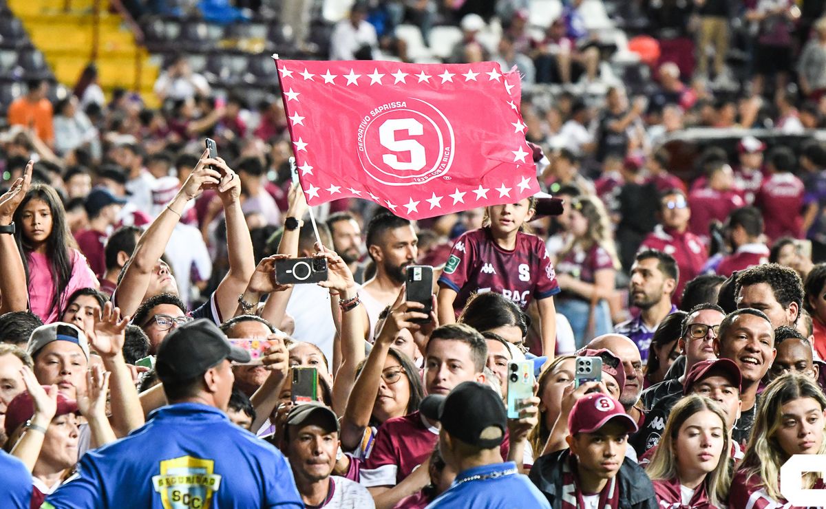 Saprissa sorprende con la firma de un joven talento pretendido en ...