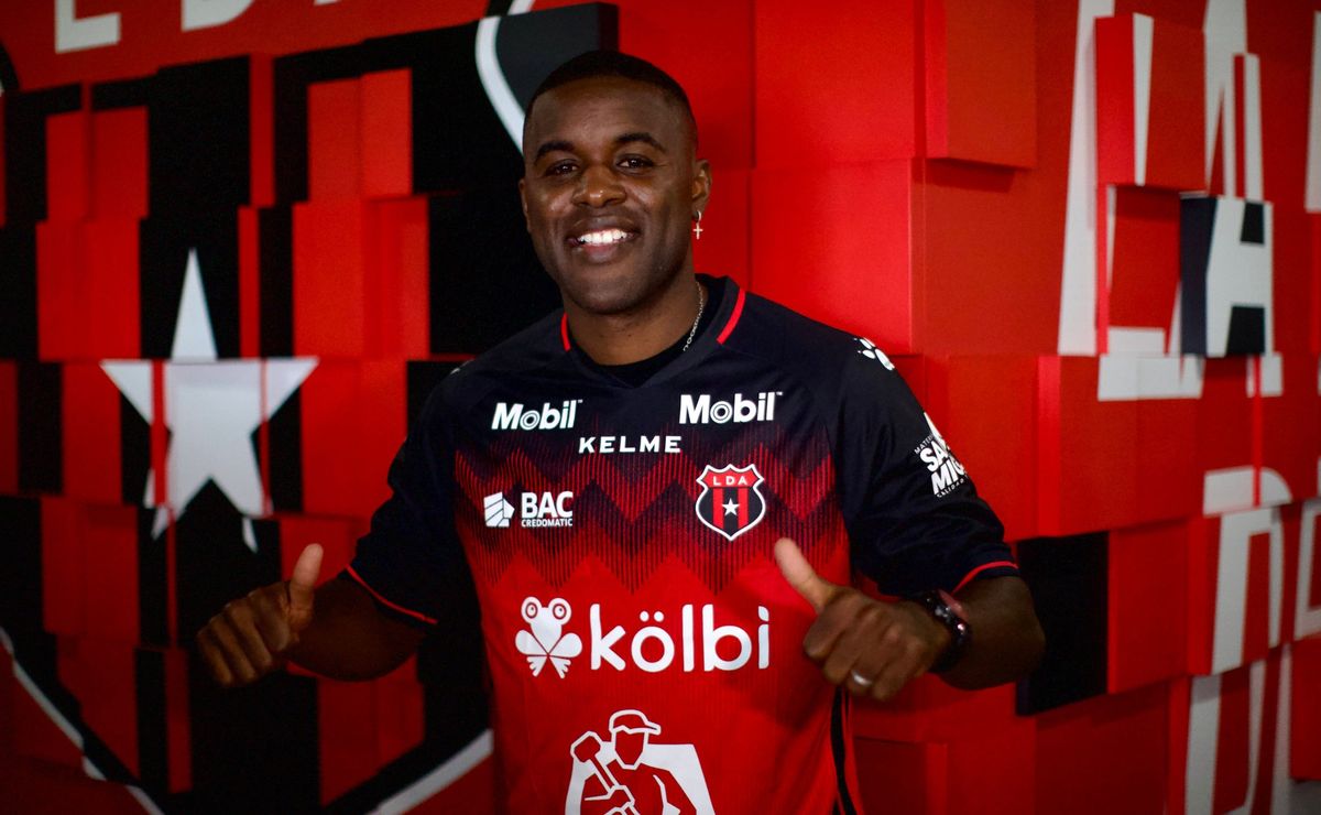 Joel Campbell se acerca a Alajuelense tras la consagración - Futbol ...