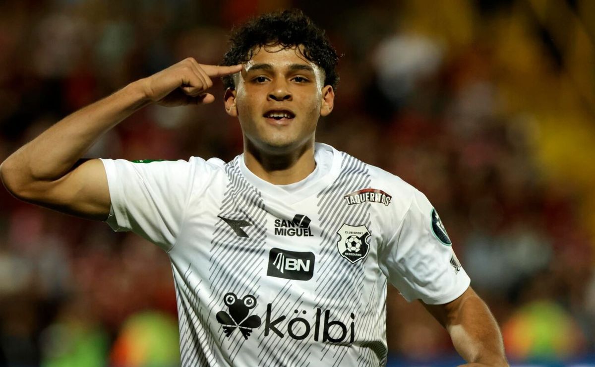 Se ventiló un problema en Herediano que perjudicó a Andy Rojas en la ...