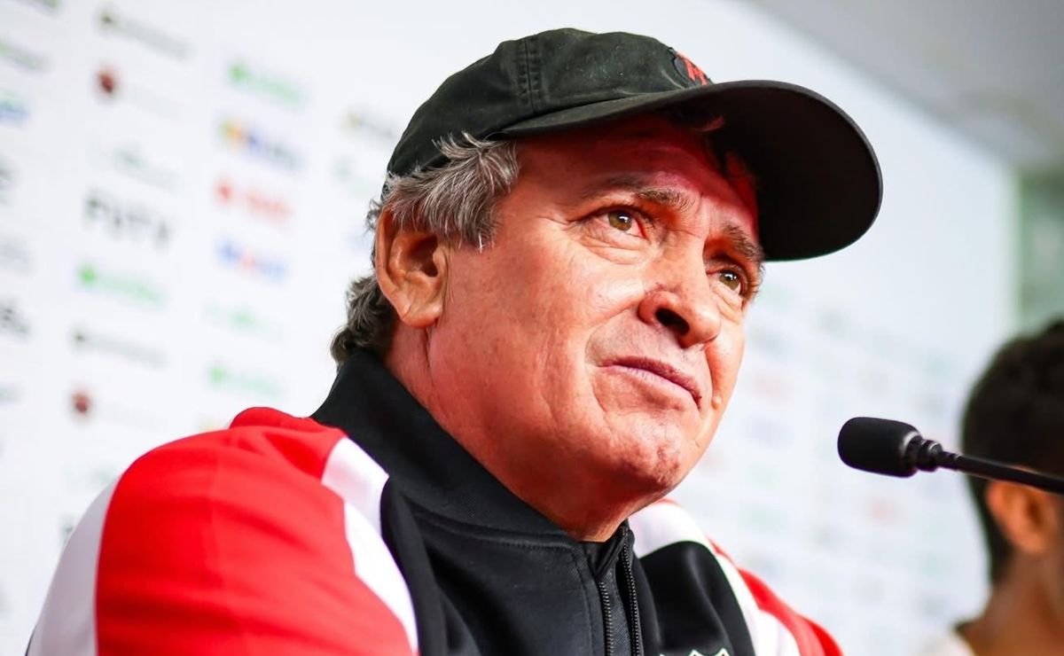 Alajuelense busca sacudir el mercado: Machillo Ramírez va por un ...