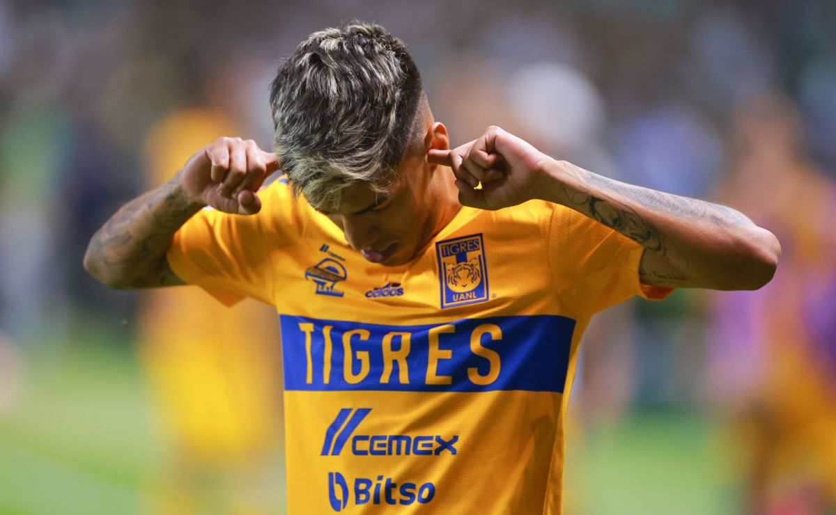 Fulgencio INSULTÓ a Monterrey en el festejo de Tigres - JuanFutbol