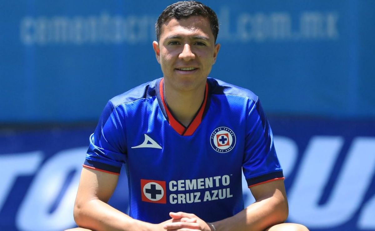 Cruz Azul confirmó el fichaje de Andrés Montaño para el Apertura 2024 ...