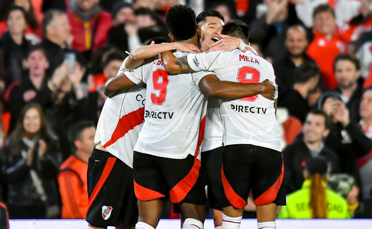 Días y horarios confirmados para los partidos de River por las fechas ...