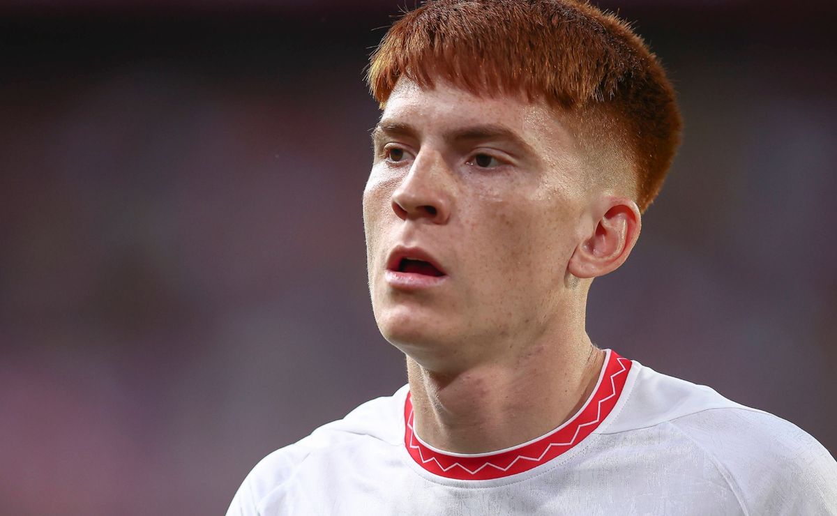 Sorpresa en España: ¿Valentín Barco se va de Sevilla en enero?