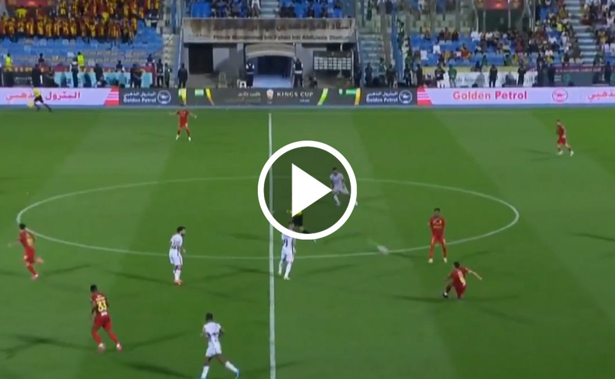 VIDEO | La increíble asistencia de Equi Fernández en Arabia para que su ...