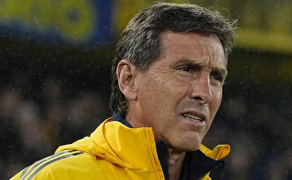 Claudio Úbeda decidió dejar afuera a Edinson Cavani del partido de Boca ...