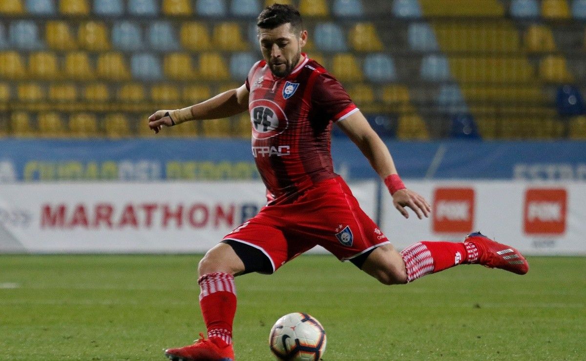 José Rojas sueña con clasificar a copas internacionales con Huachipato ...