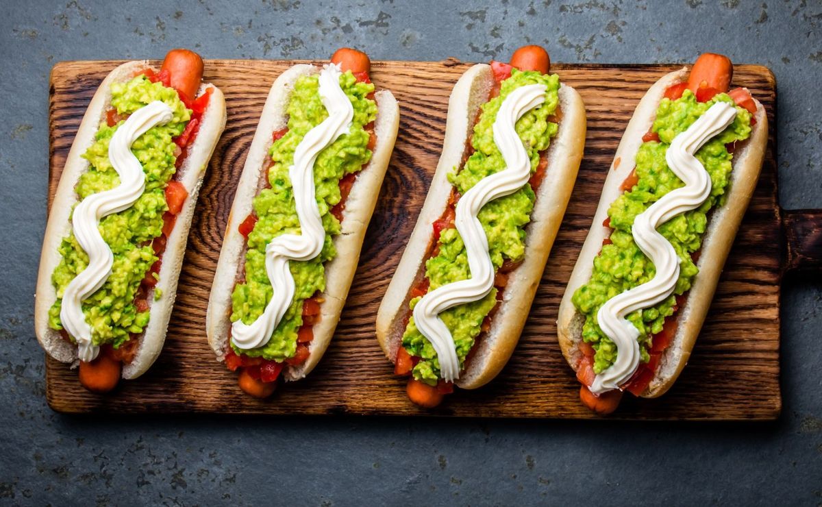 ¿De dónde viene?: El particular origen del completo chileno