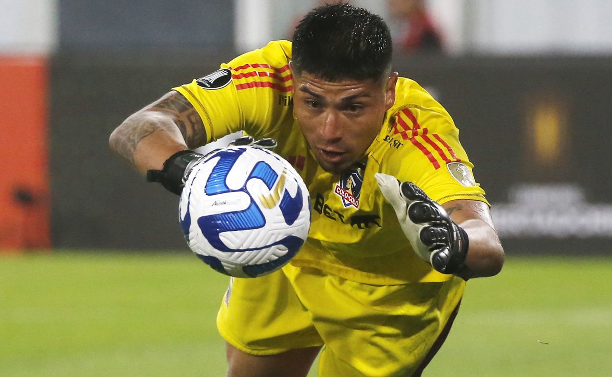 Cortés vuelve en Colo Colo y hay una gran duda antes de Boca Juniors