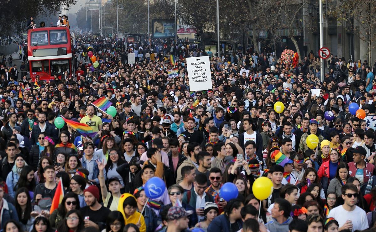 Ya no es hoy: La Marcha del Orgullo 2023 tiene nueva fecha en Santiago