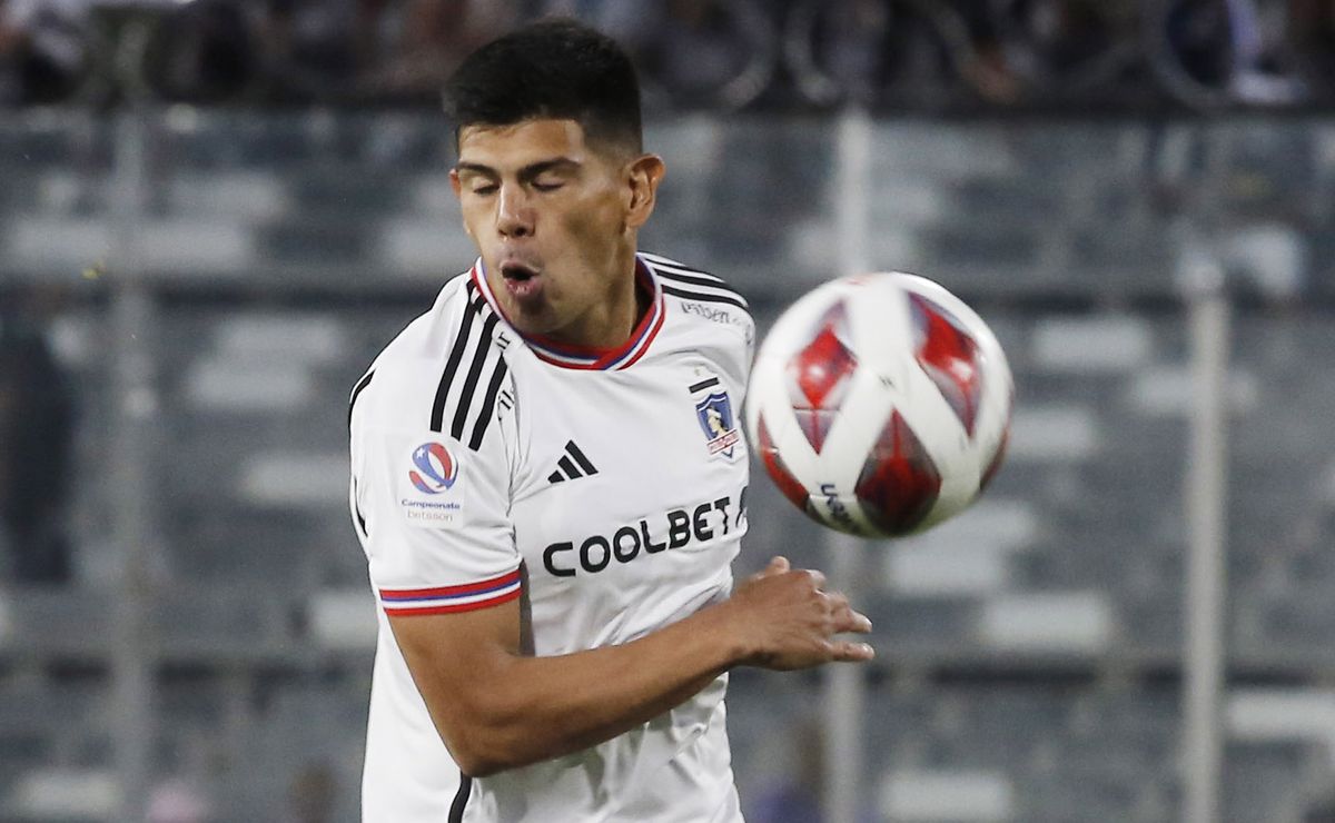 Pavez feliz en Colo Colo: no pesca interés de Colón para llevárselo