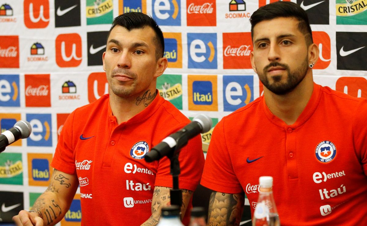 Sin Bravo: Vidal, Medel y Maripán negociarán premios de La Roja