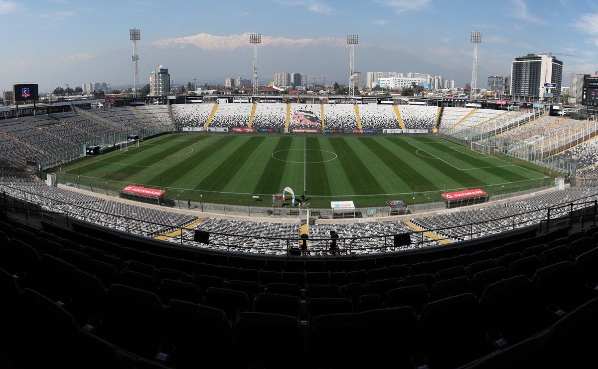 Fotos: así está la cancha del estadio Monumental para Colo Colo-Copiapó