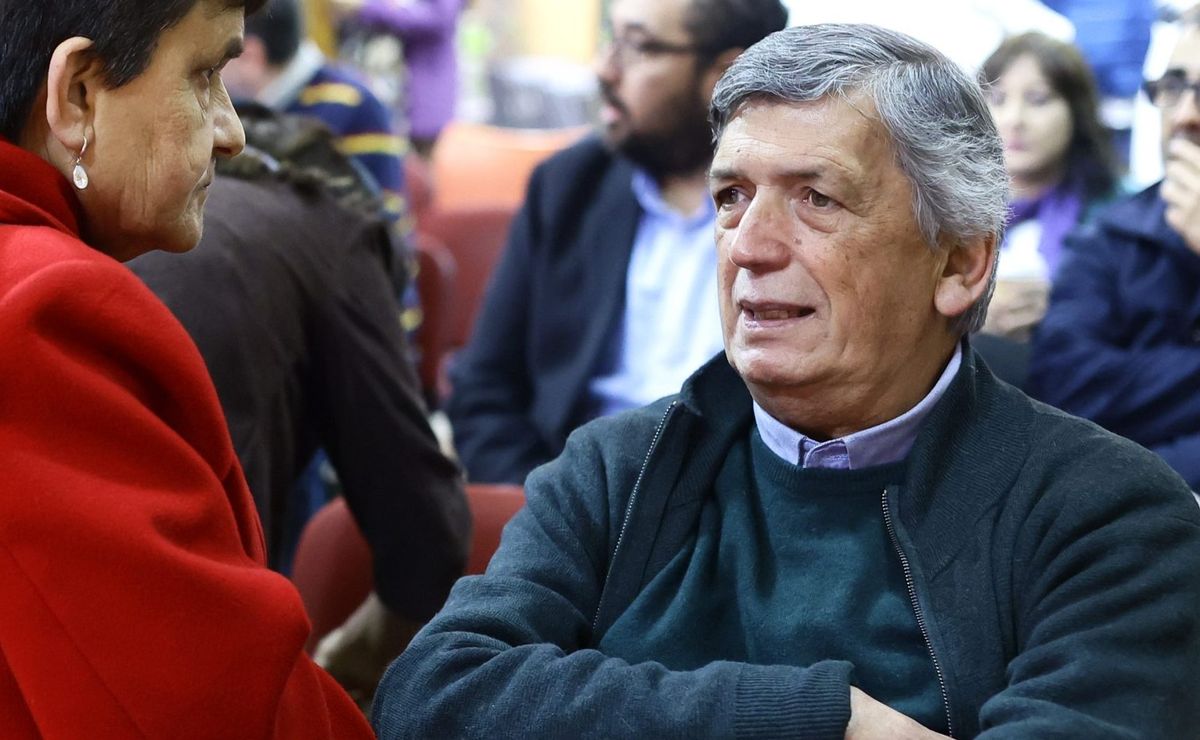 ¿quién Es Lautaro Carmona El Nuevo Presidente Del Pcemk 1562