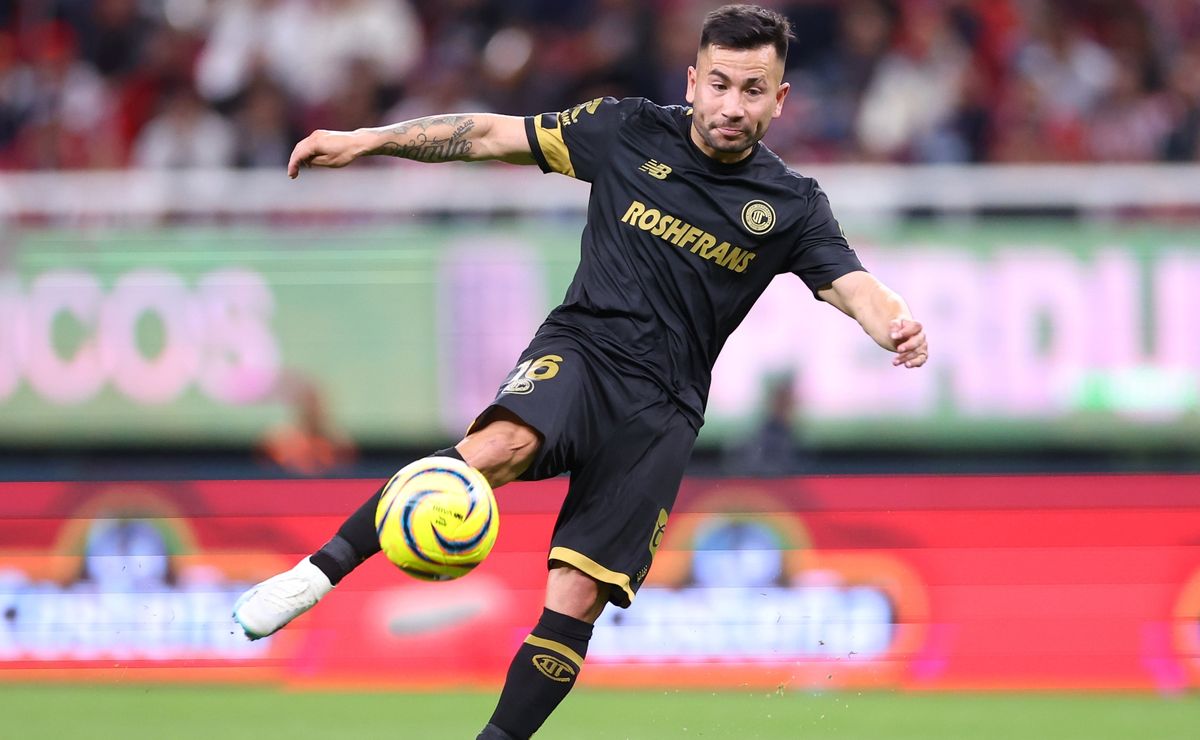 Jean Meneses pide Selección gracias a presente goleador en Toluca - RedGol