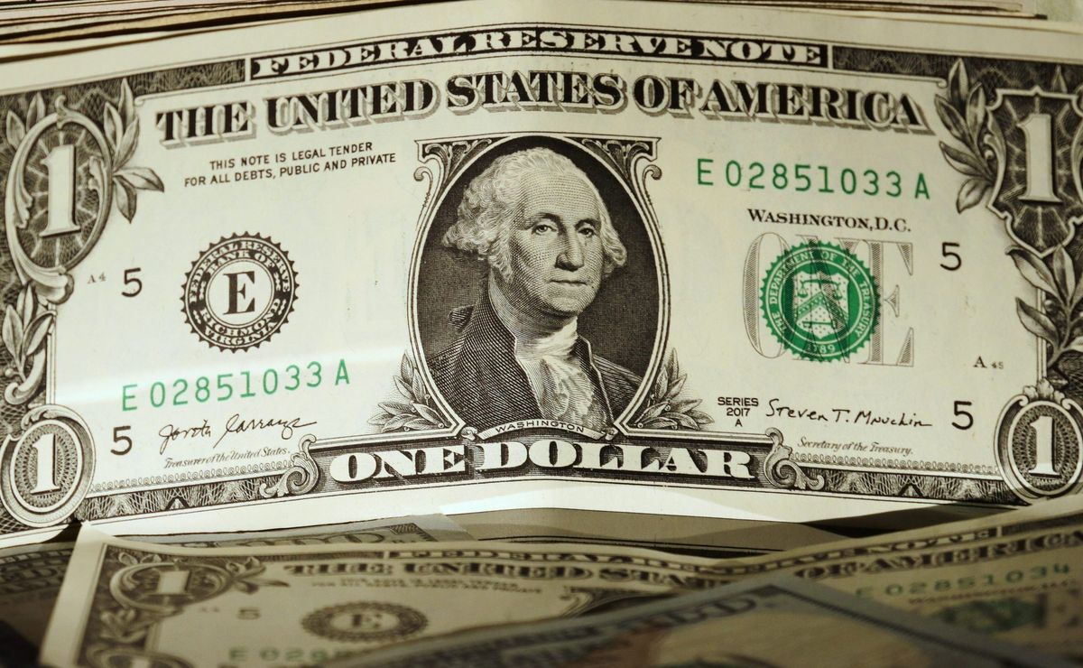 ¿Cuál es el precio del dólar hoy lunes 10 de junio en Chile?