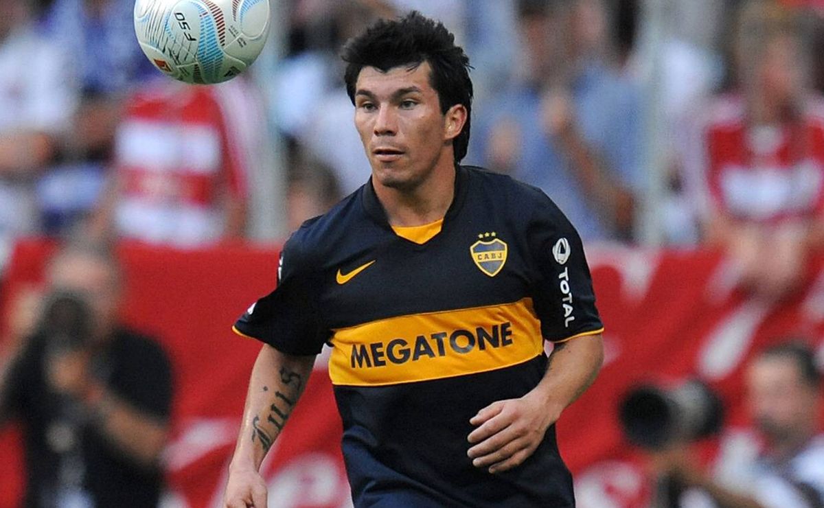 Gary Medel viaja a Argentina a firmar como refuerzo de Boca Juniors