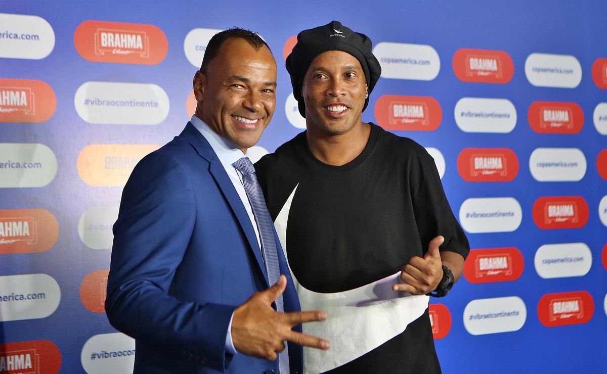 Cafú le juega la contra al pesimista Ronaldinho en la Copa América 2024