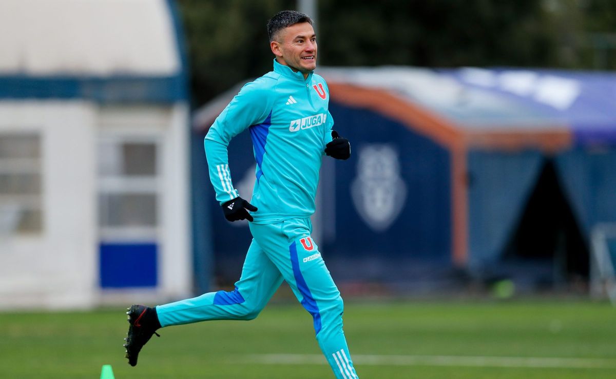 La emotiva bienvenida de Marcelo Díaz a Charles Aránguiz en la U - RedGol