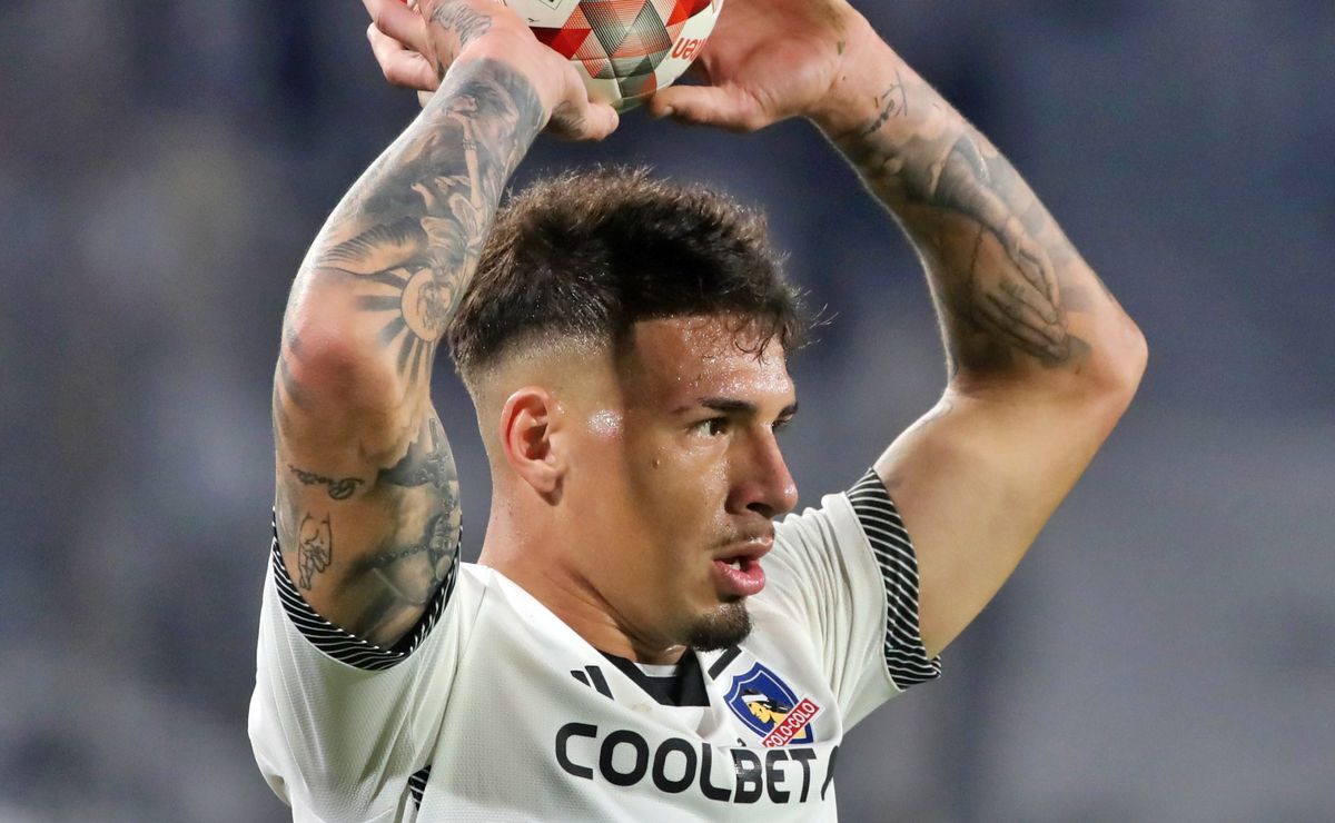 Colo Colo vs River Plate: La formación con una duda que Almirón ensaya