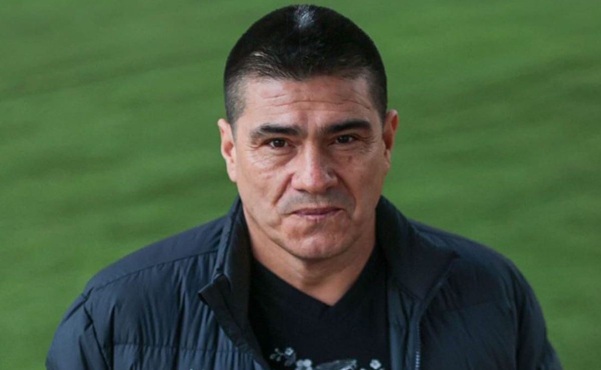 Marcelo Vega se la juega por nuevo refuerzo de Colo Colo: "Deberían..."