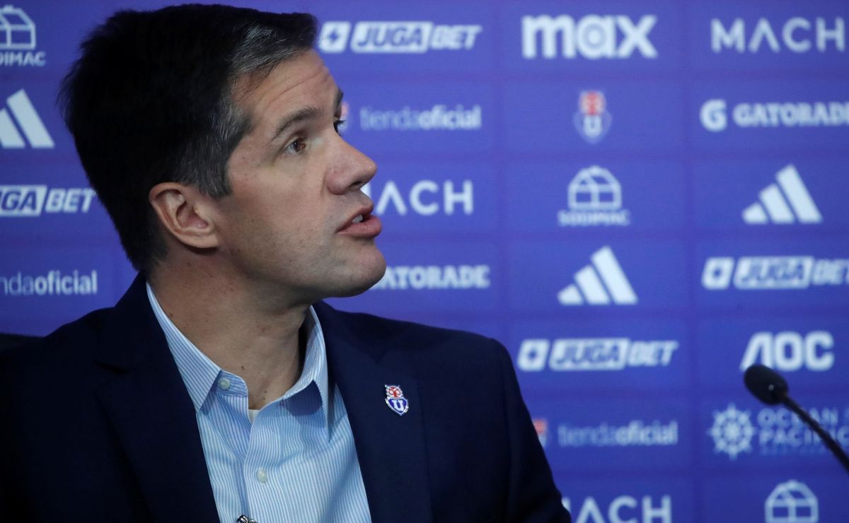 'Clark debe dar una explicación pública y transparente': U de Chile