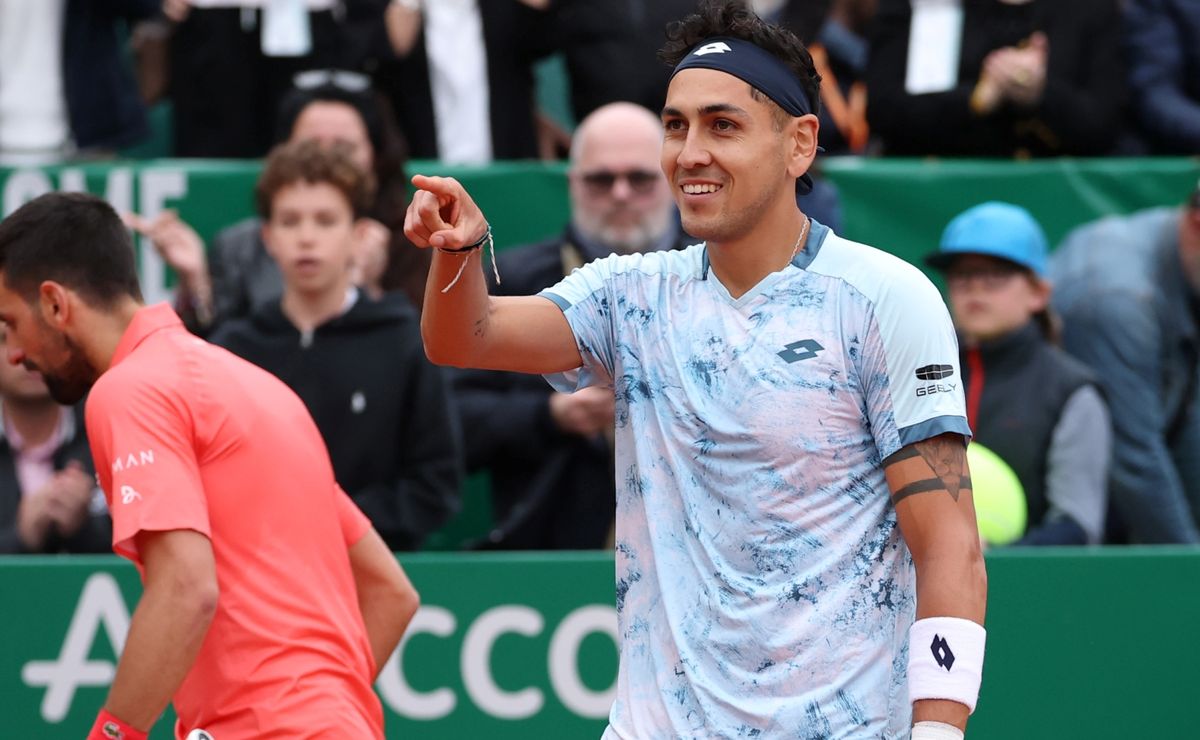 Alejandro Tabilo sube puestos en ranking ATP tras vencer a Djokovic