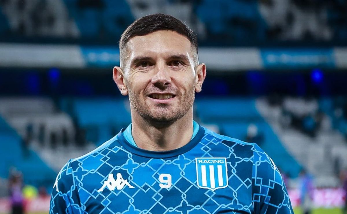 Piden a Adrián Martínez, rival de Colo Colo, para la selección Argentina