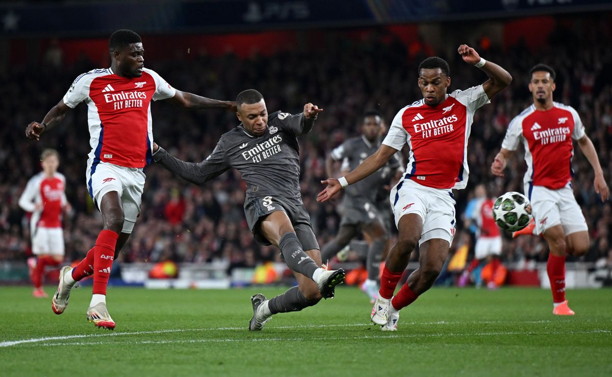 Pronósticos Real Madrid vs Arsenal 16/04/2025