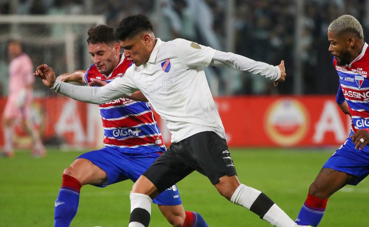 ¿Podrá entrar público a Colo Colo vs Fortaleza? ¿Cuándo juegan?