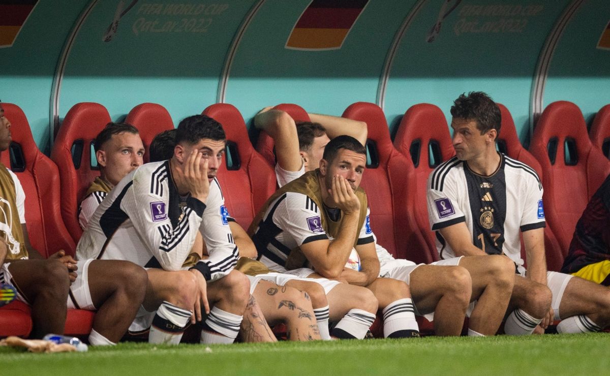 Germans blame WAGs for World Cup failure - World Soccer Talk