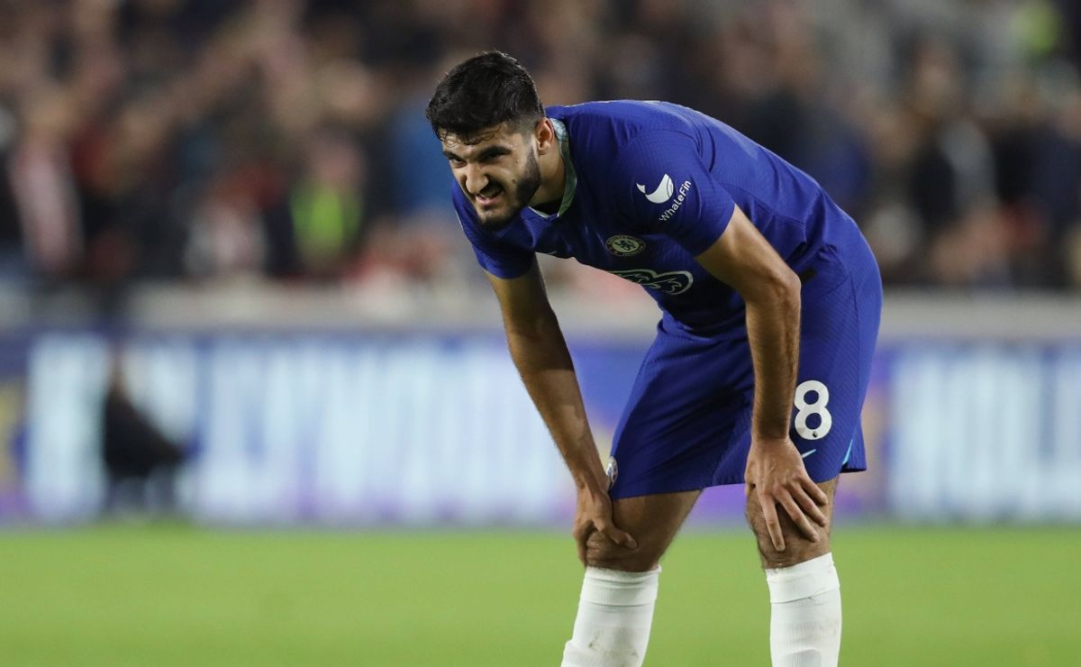 Chelsea target striker after Armando Broja season-ending injury
