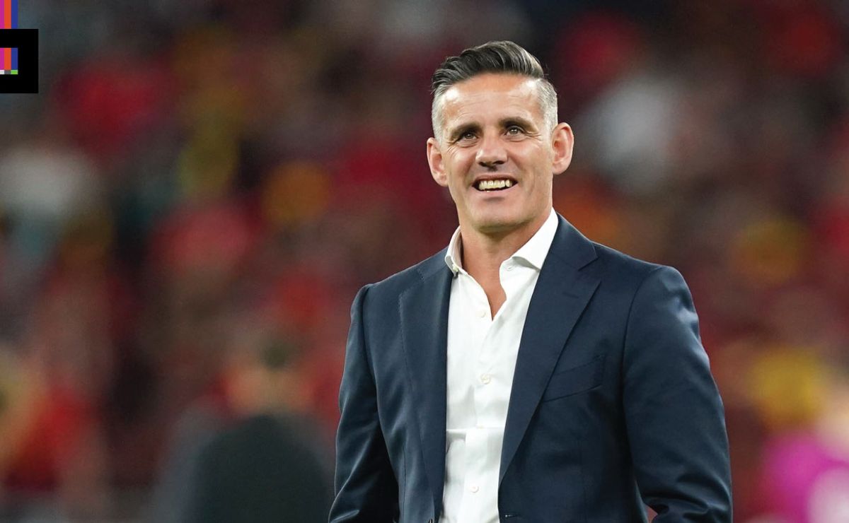 John Herdman announces stay as head coach for Canada
