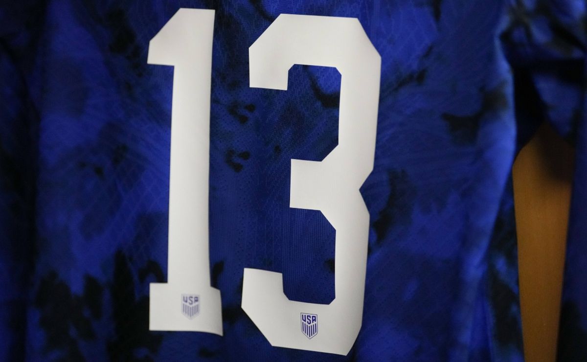 USA 2023 kits feature wavy and splatter designs