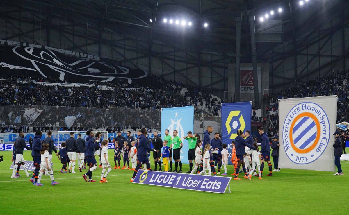 French FA tell refs not to stop games to break fast