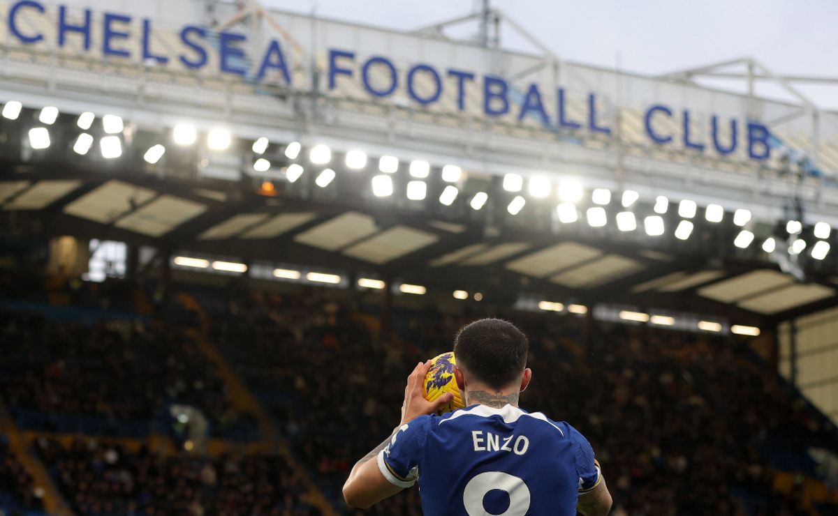 Chelsea star wants Barca move despite 8 years left on contract