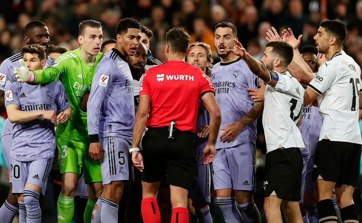 Real Madrid TV under investigation for bashing refs before games