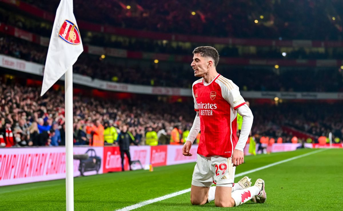 Late Havertz goal takes Arsenal atop the Premier League table